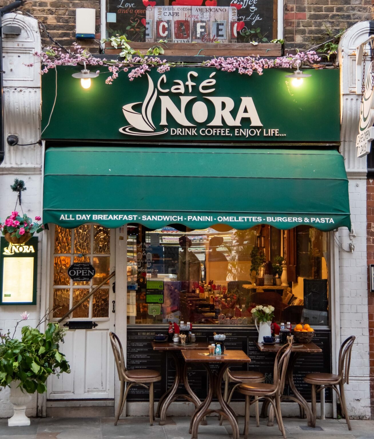 Nora Cafe